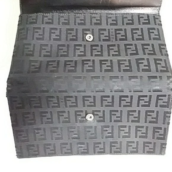 Fendi | Bags | Authentic Fendi Wallet | Poshmark